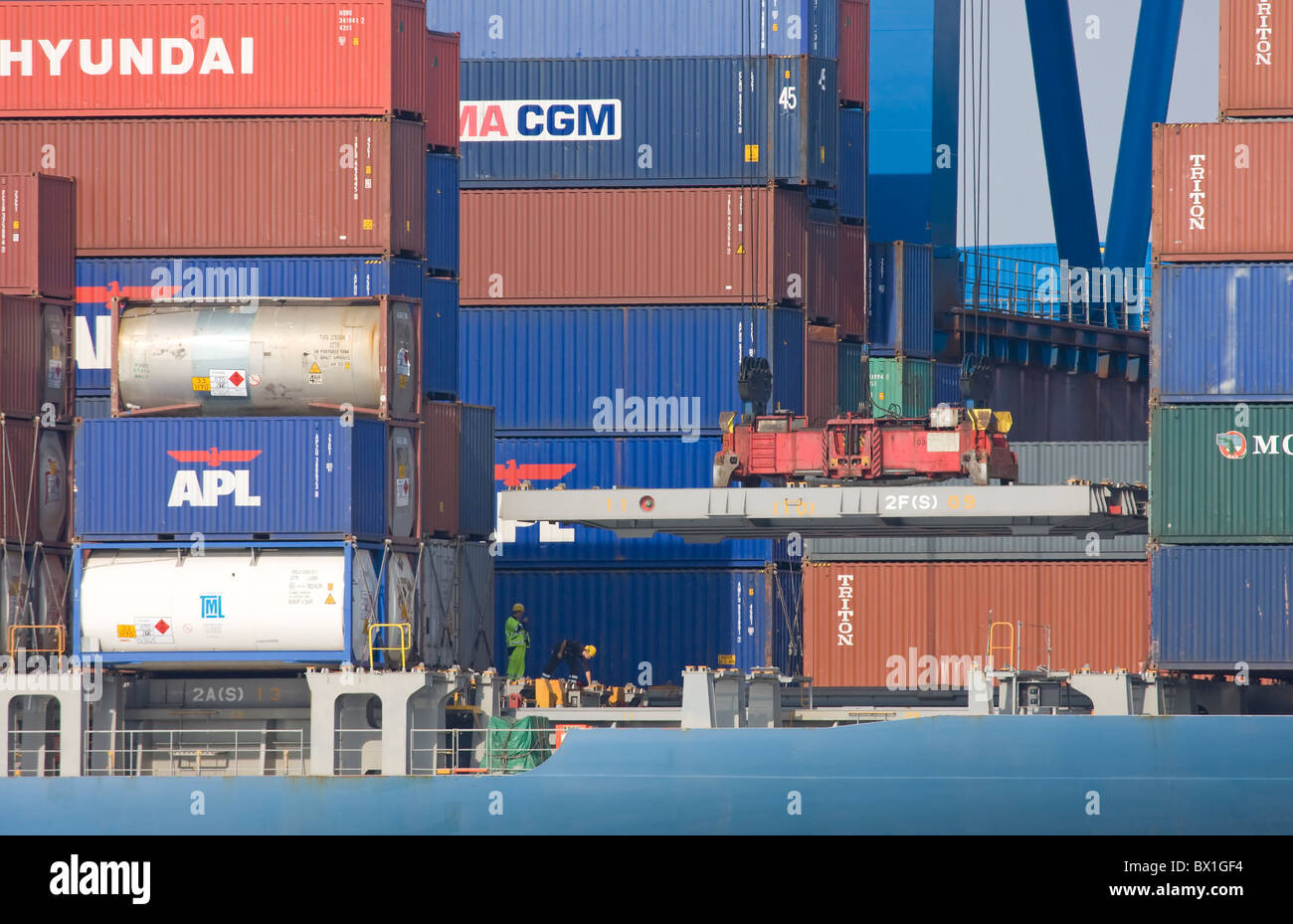 Container terminal at Hamburg harbor, Germany Stock Photo - Alamy
