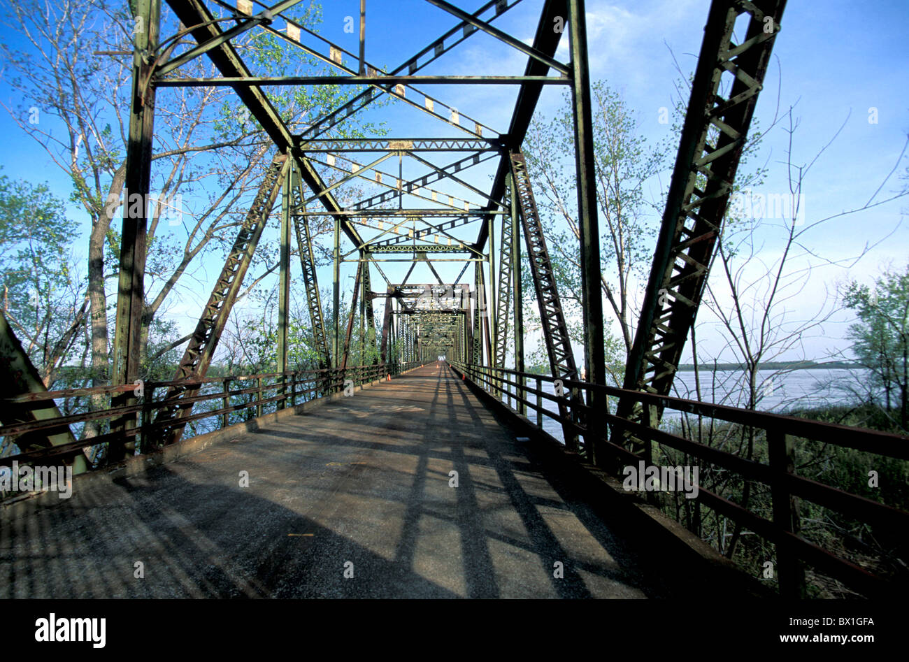 Chain Of Rocks Bridge Route 66 High Resolution Stock Photography and ...