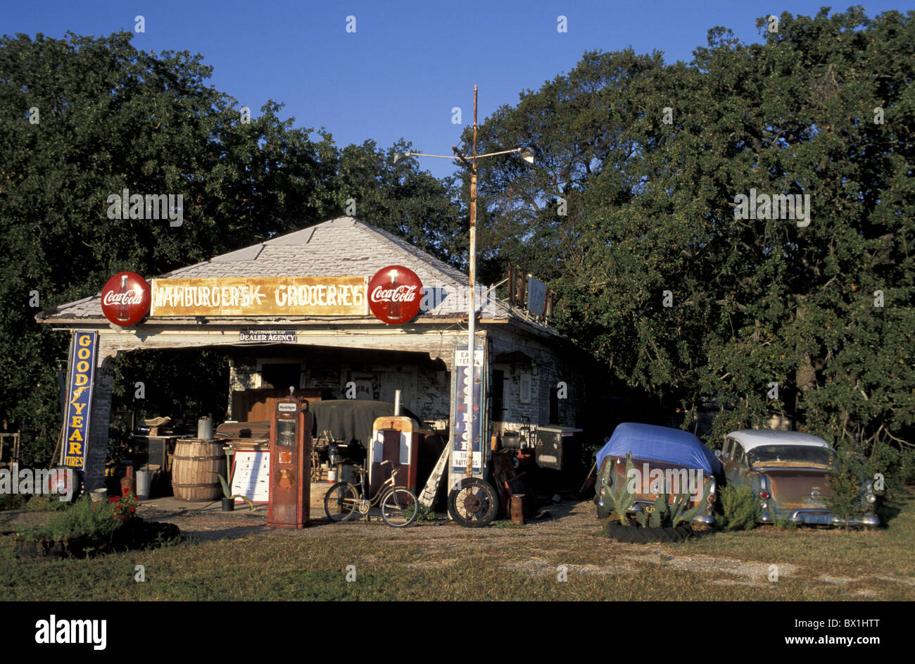 Texas USA America United States Waco gas station shop building cars ...