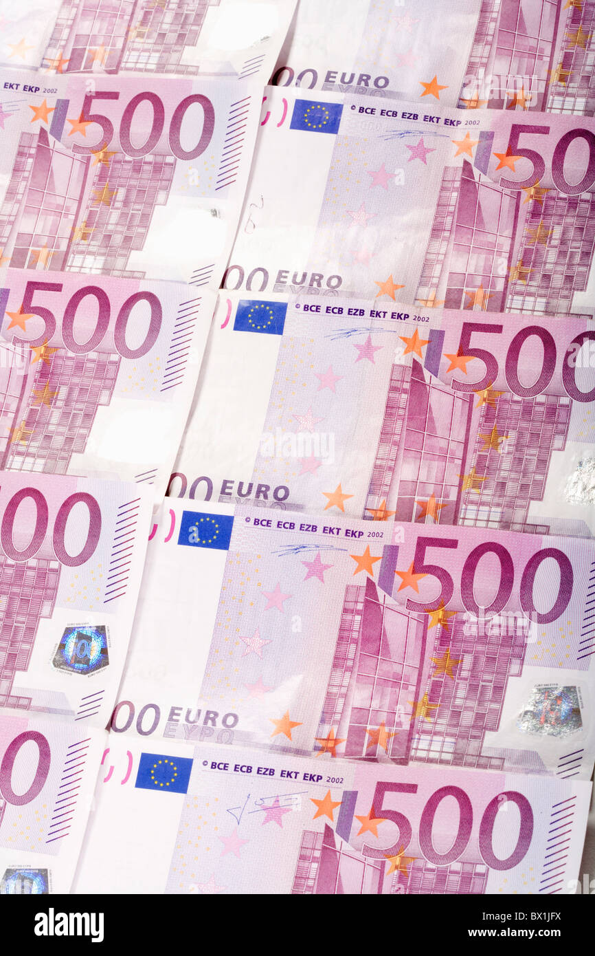 Front 500 euro note hi-res stock photography and images - Alamy