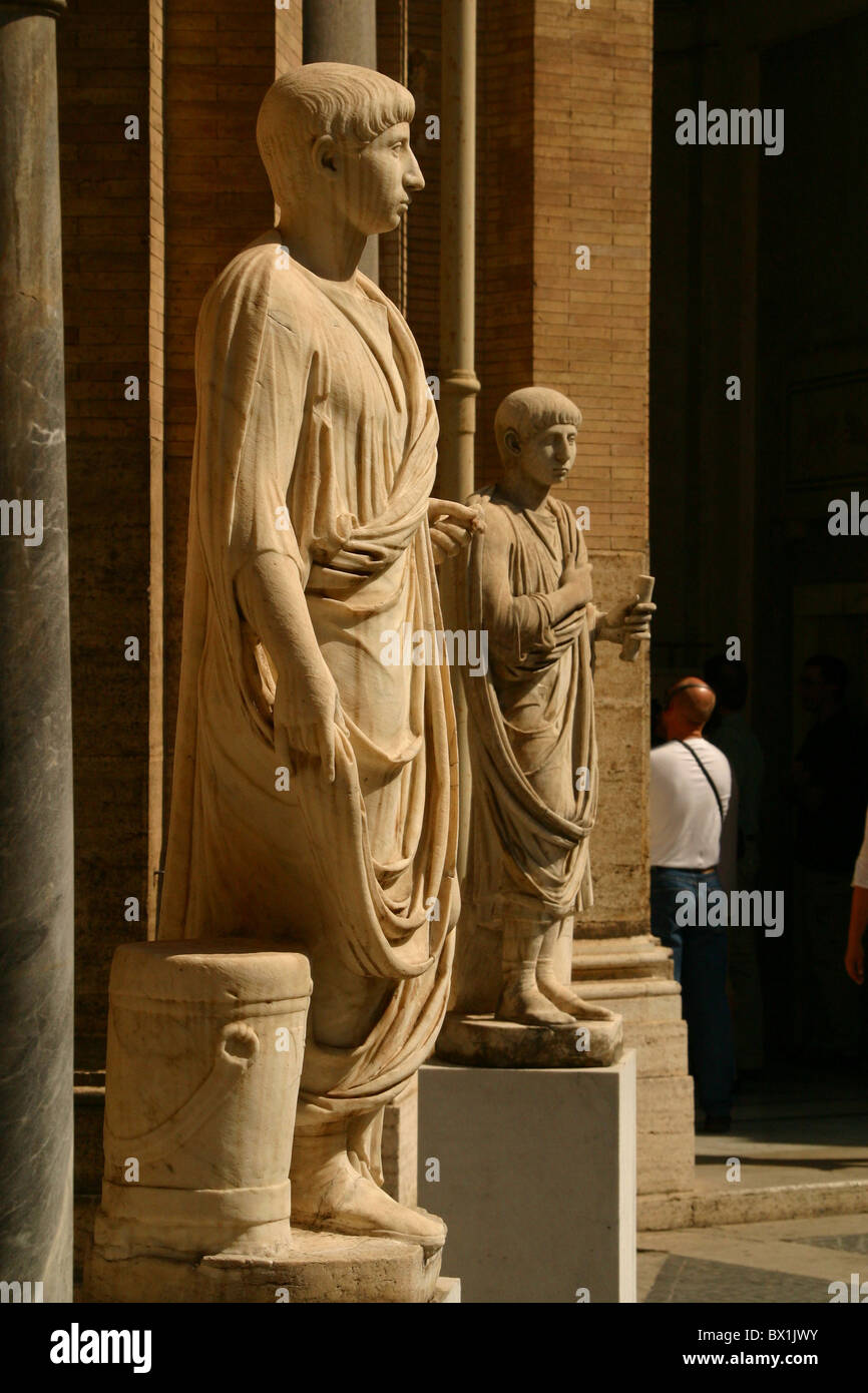 roman statues inside vatican museum, Vatican, Rome, Italy Stock Photo ...