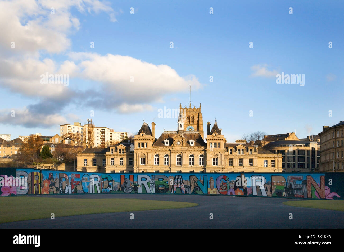 Bradford forster square hi-res stock photography and images - Alamy