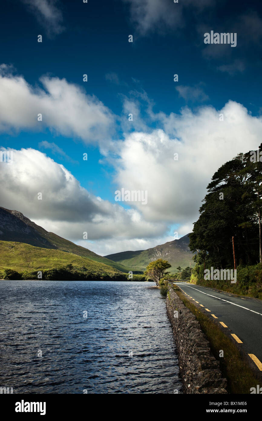 Connemara lakes hi-res stock photography and images - Alamy