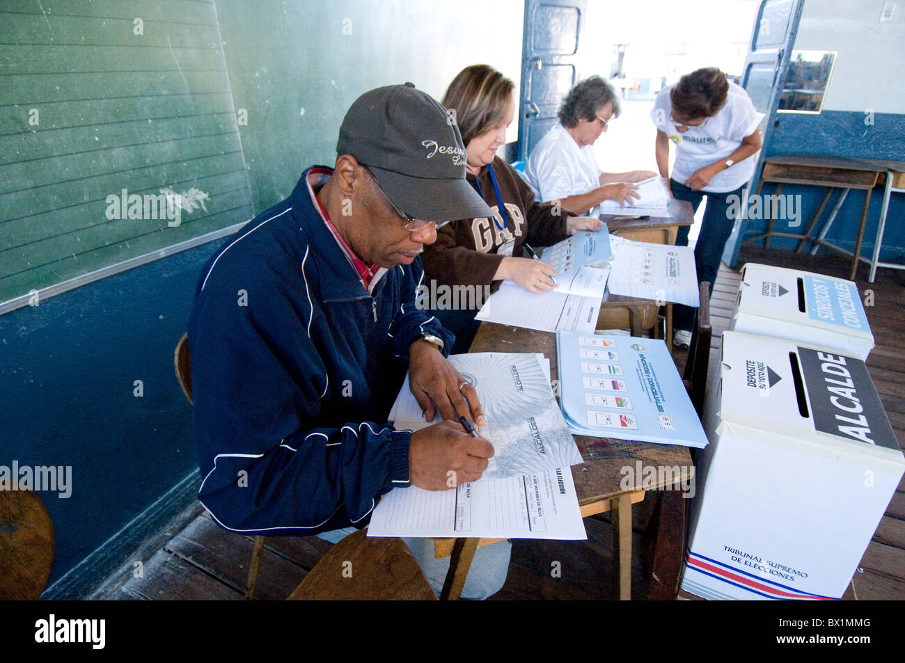 Voting station in a school San José Costa Rica Municipal elections ...