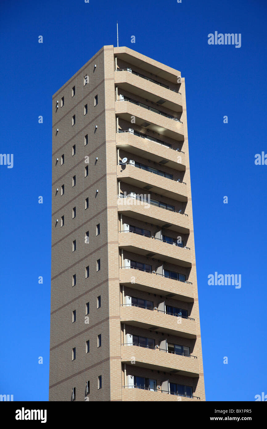 Apartment Building Stock Photos & Apartment Building Stock Images - Alamy