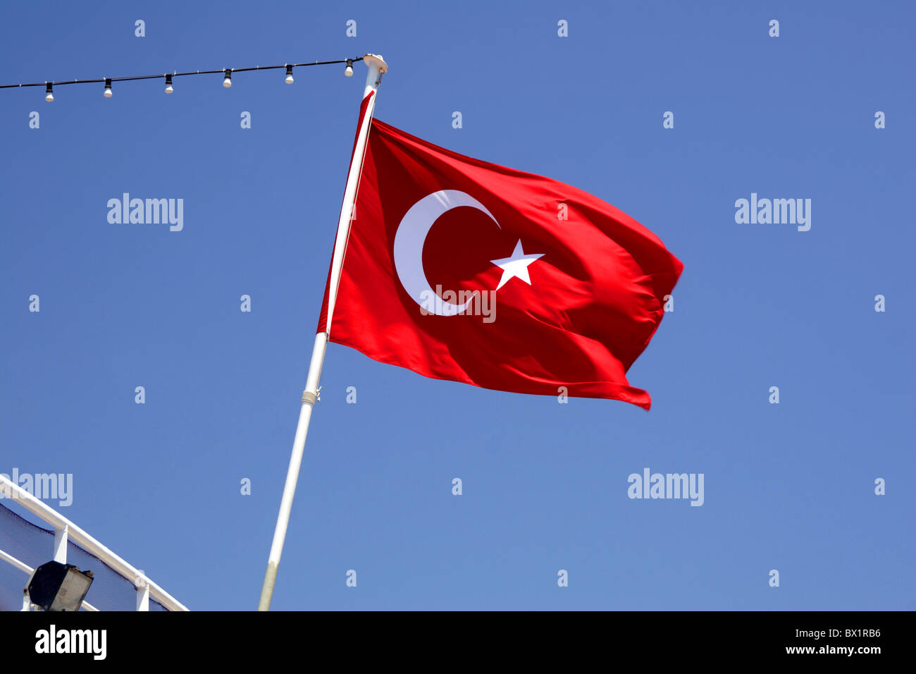 Turkish flag on mast hi-res stock photography and images - Alamy