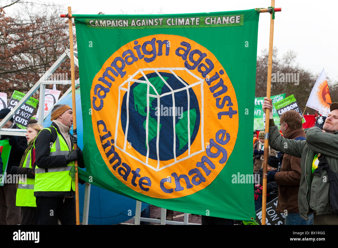 London uk protesters signs hi-res stock photography and images - Alamy