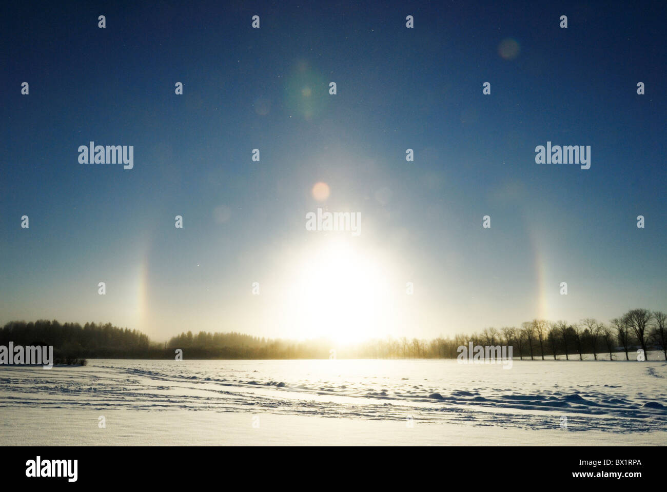 Sun halo and winter hi-res stock photography and images - Alamy