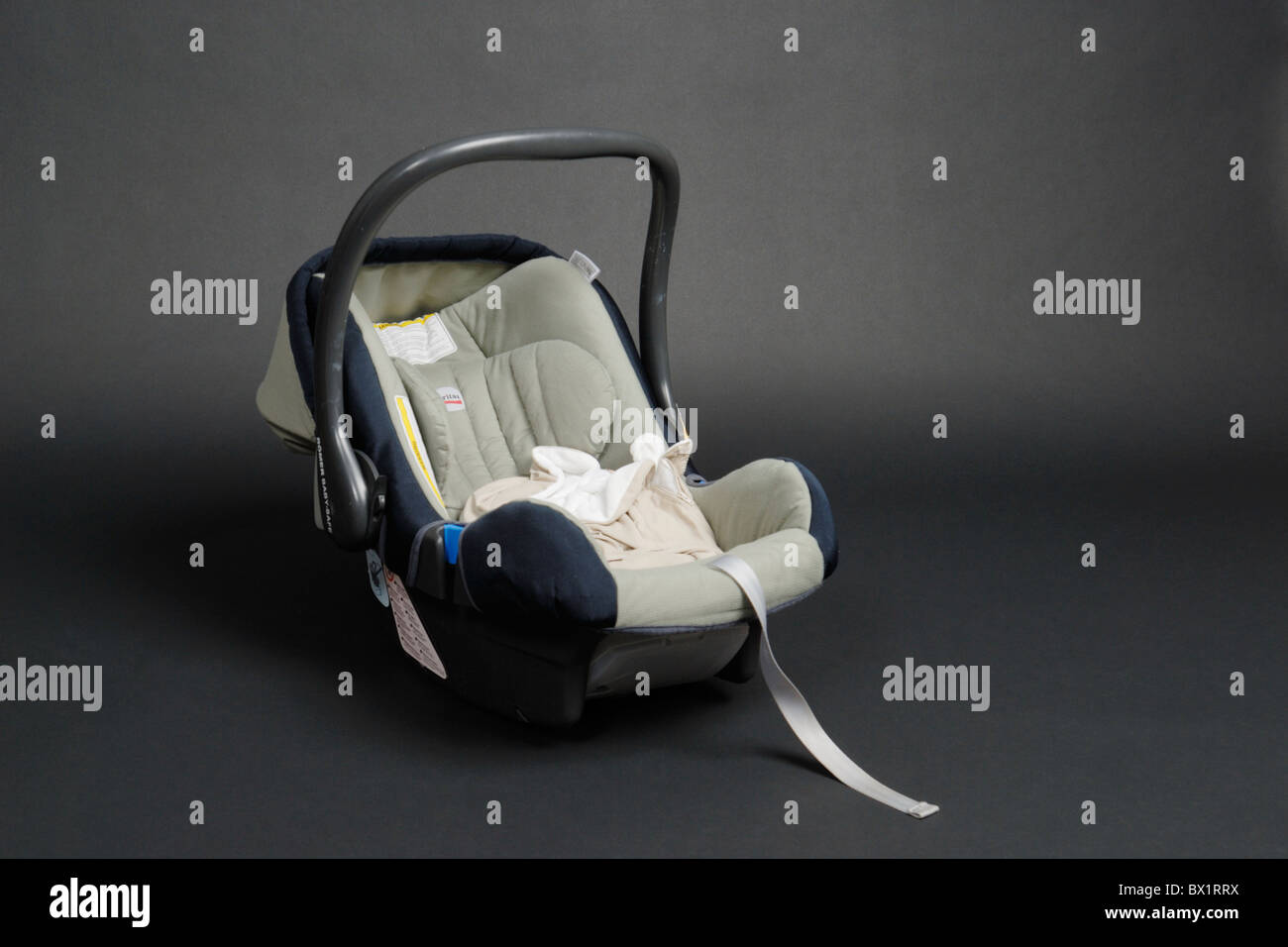 Safety belt system hi-res stock photography and images - Alamy