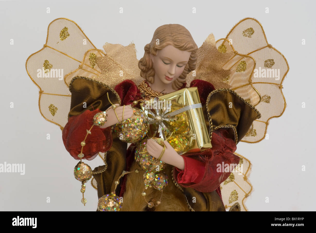 Bowing to earth hi-res stock photography and images - Alamy