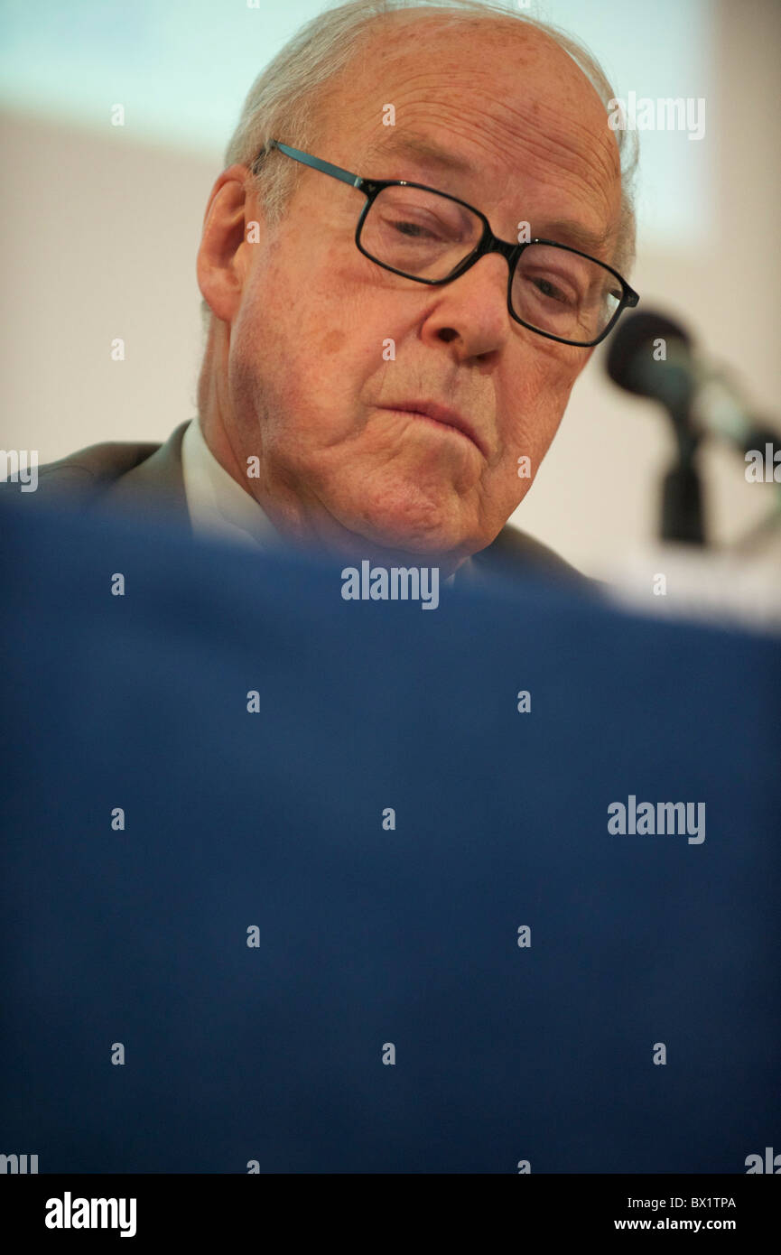 Swedish politician Hans Blix attends the UN Forum in London on June 12 ...