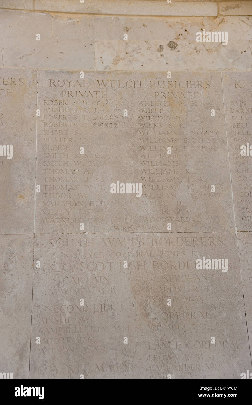 The wall recording the names of soldiers who died in the First World ...