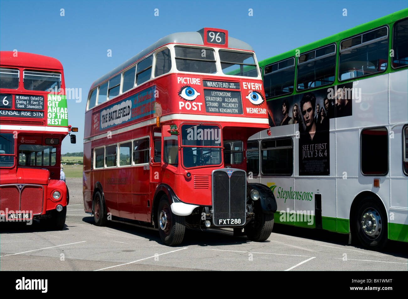 1940s Vintage Bus Stock Photos & 1940s Vintage Bus Stock Images - Alamy