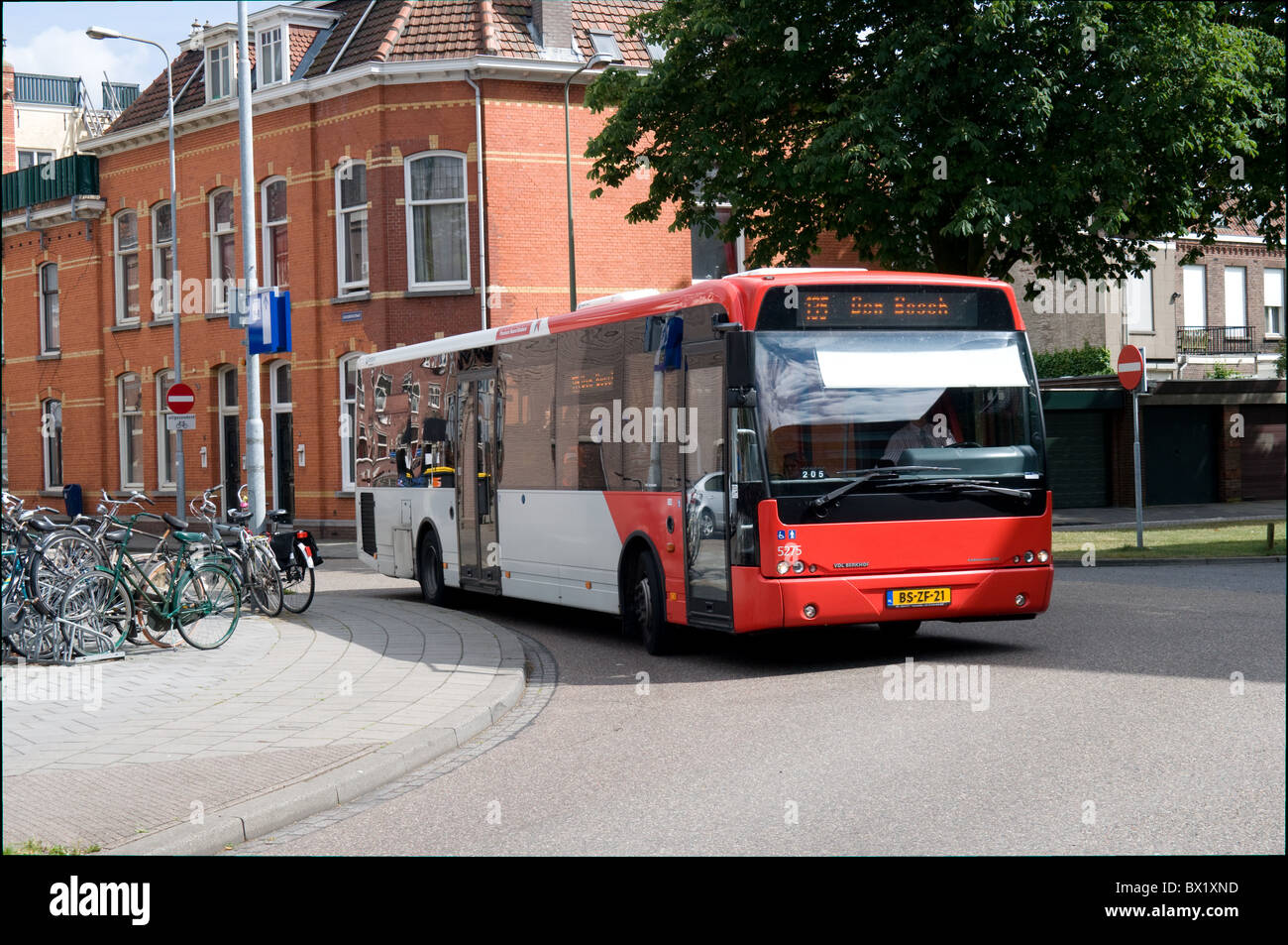 Omnibus dutch bus low floor accessible bus hi-res stock photography and ...