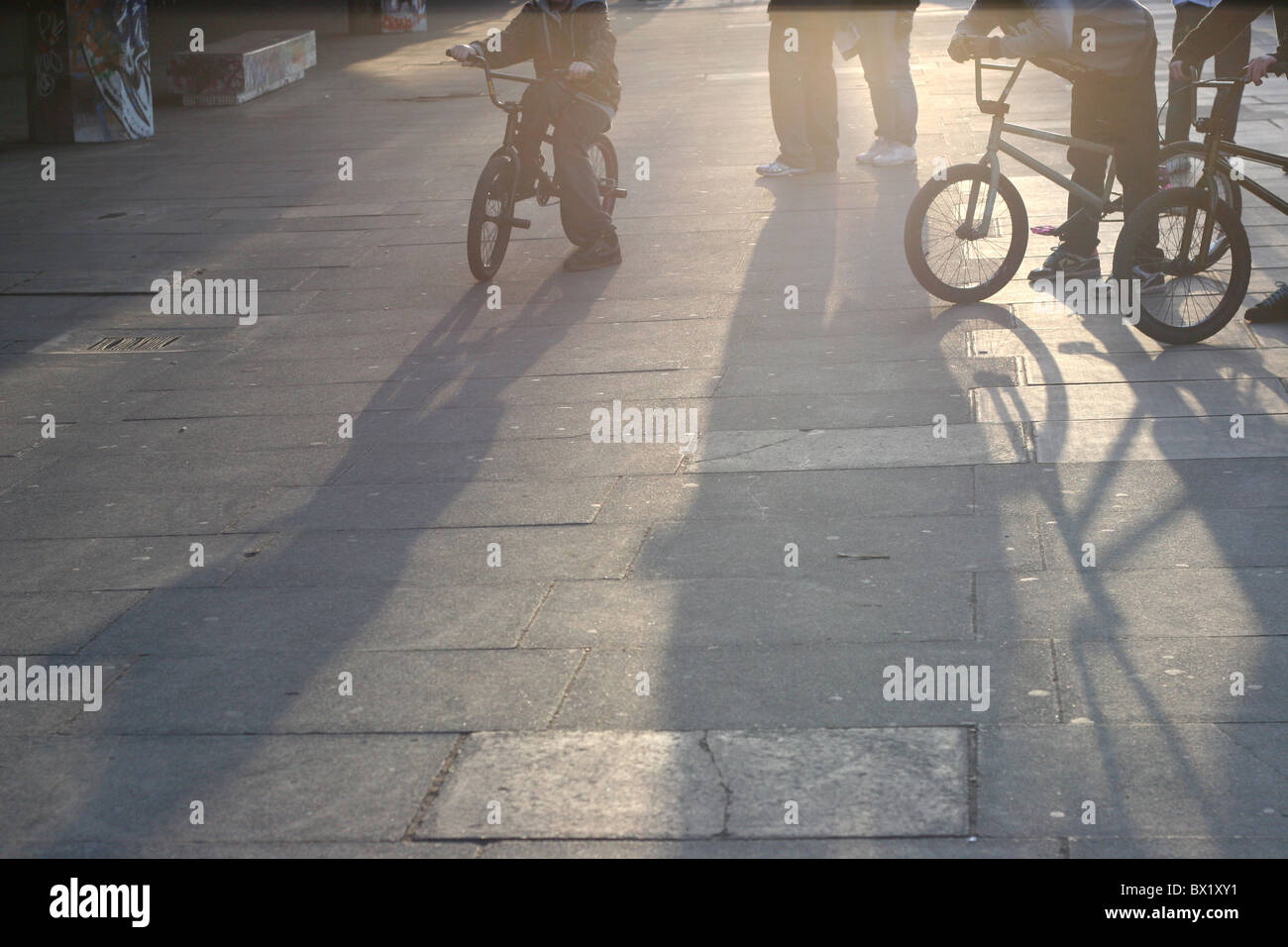 Kids on BMX bikes on the Southbank Stock Photo - Alamy