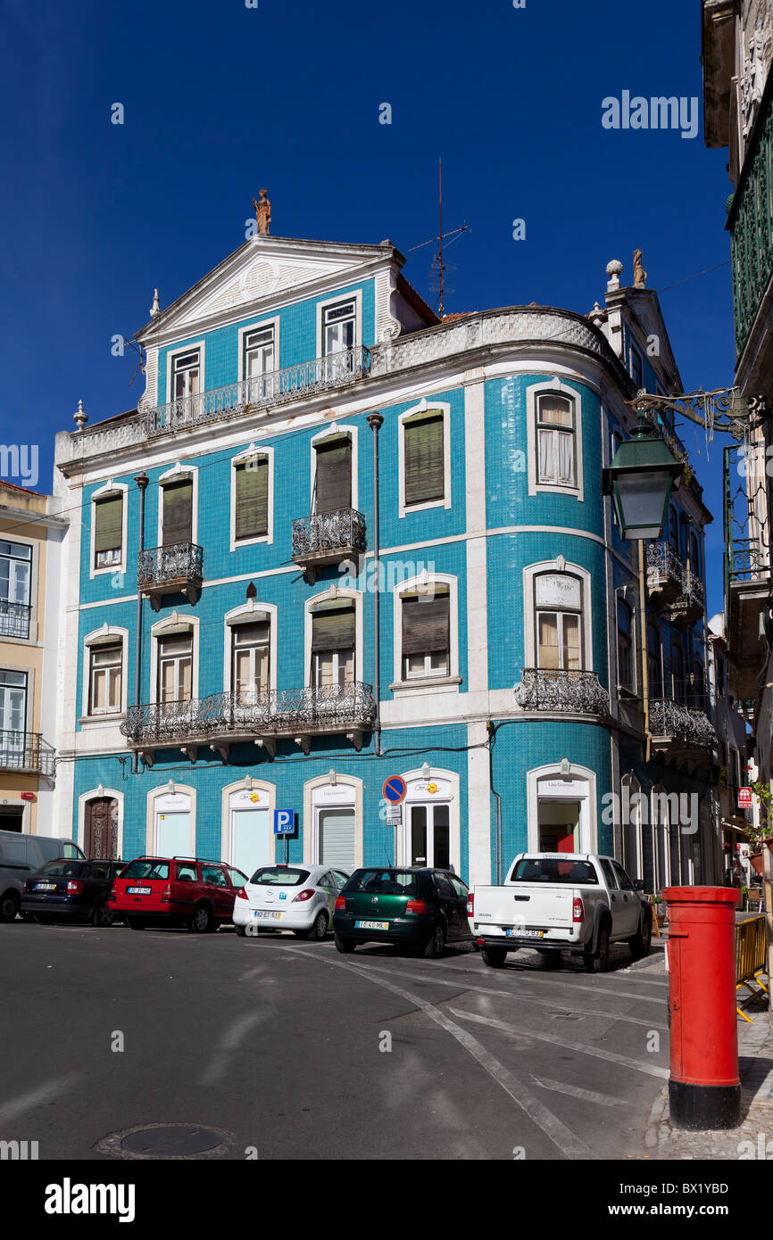 Blue tiled facade hi-res stock photography and images - Alamy