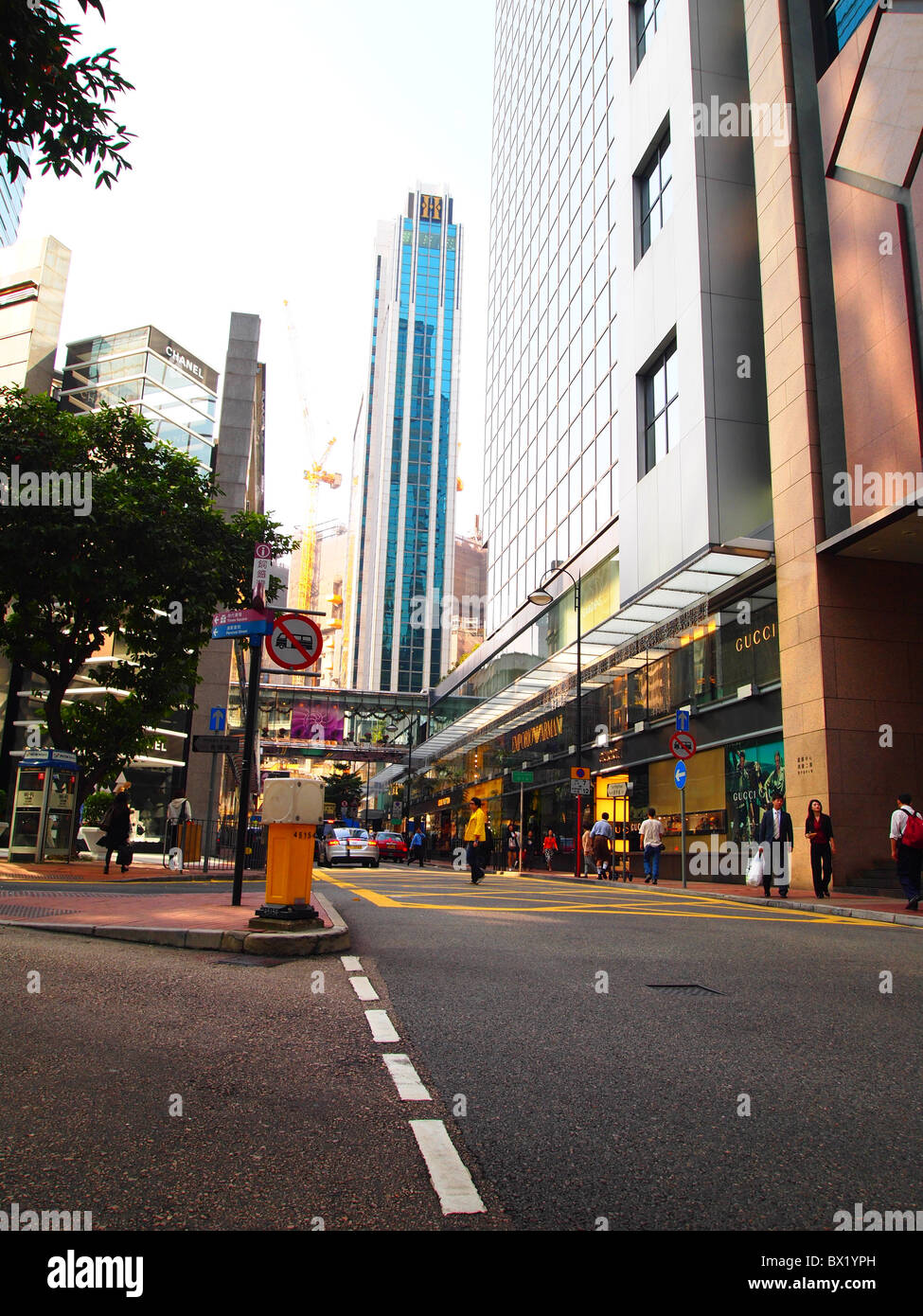 Ping lee hi-res stock photography and images - Alamy