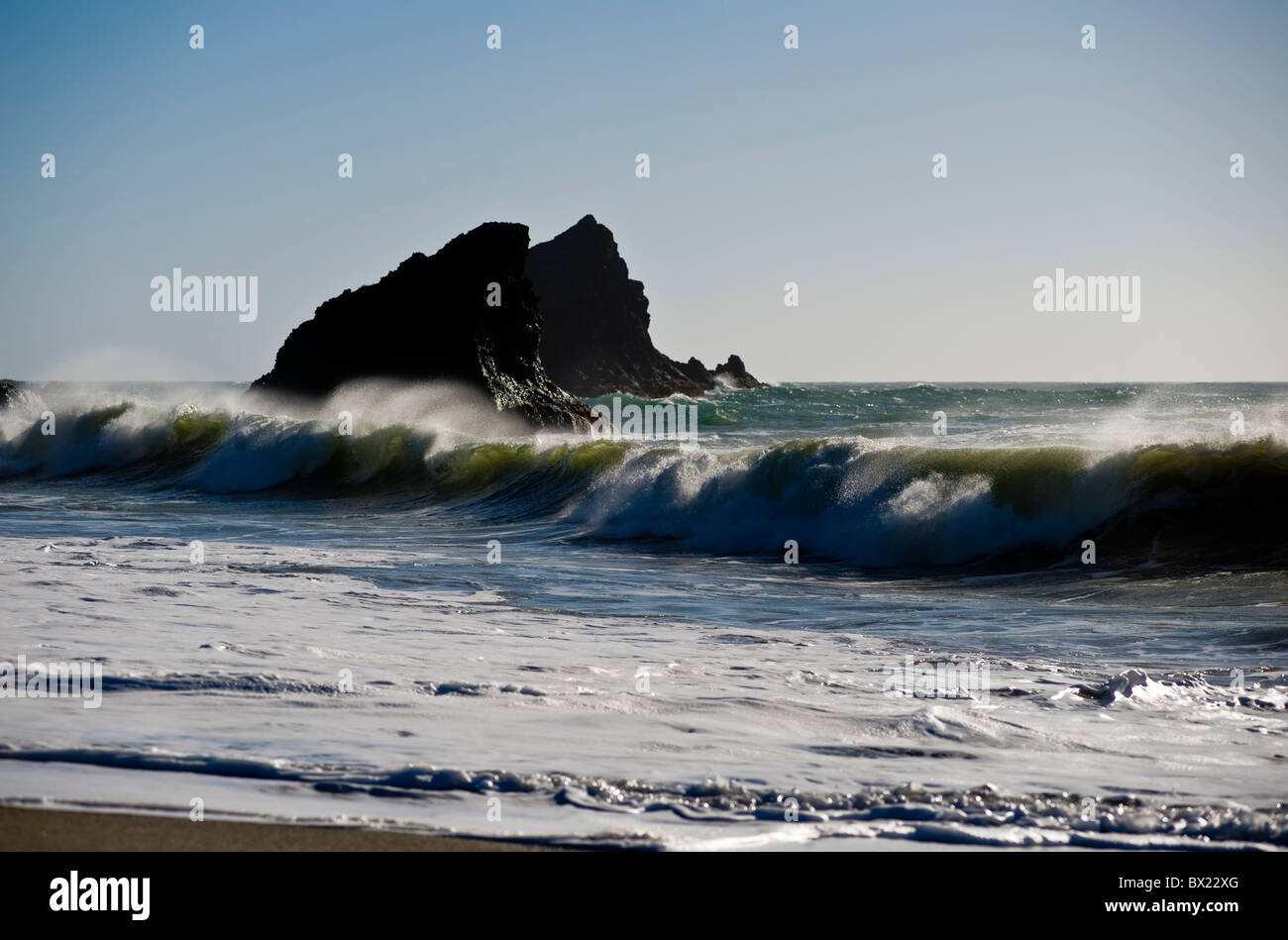 Surging water and rock hi-res stock photography and images - Alamy