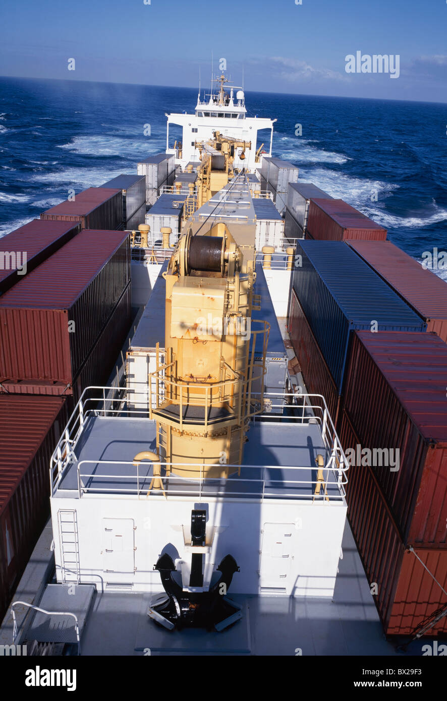 Shipping container at sea hi-res stock photography and images - Alamy