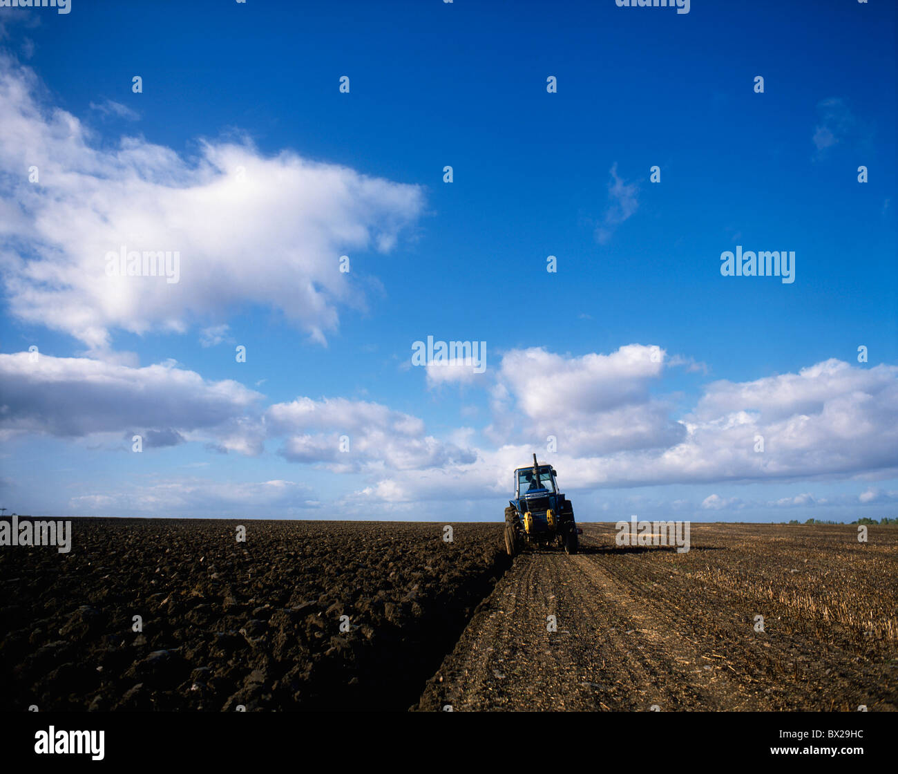 Ploughing field hi-res stock photography and images - Alamy