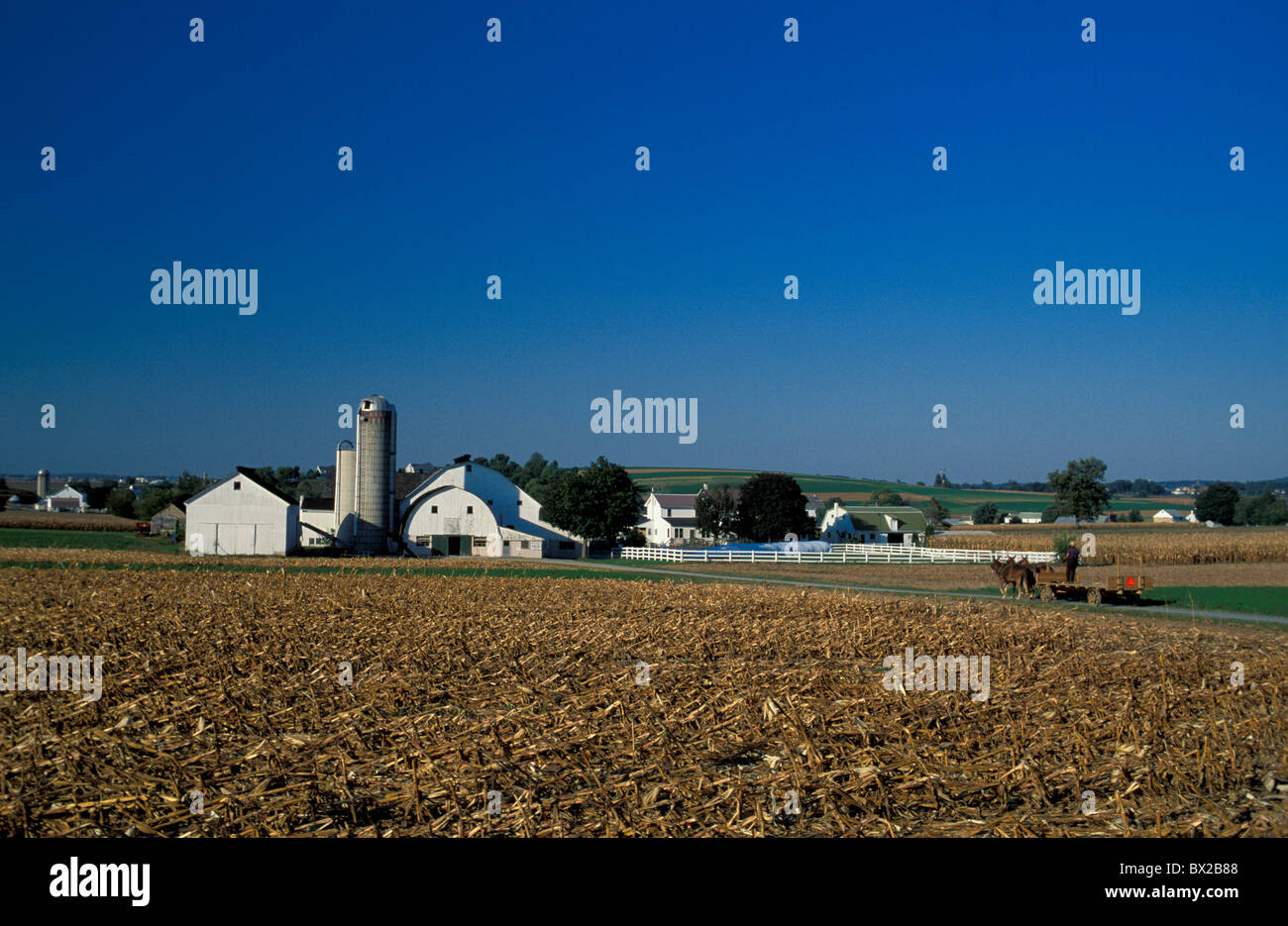 Old fashioned farmers hi-res stock photography and images - Alamy