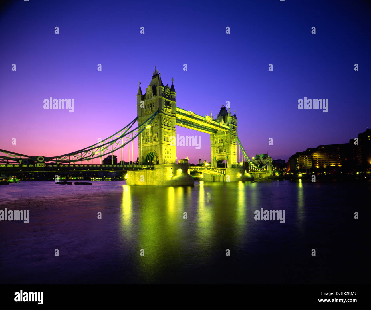 At night Bridge England Europe Great Britain alienated illuminated ...