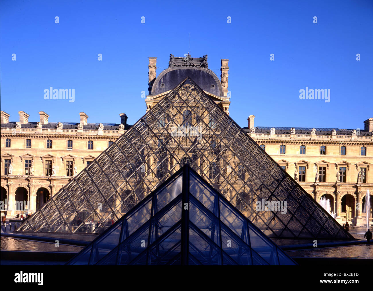 Architecture France Europe Glass Glass pyramid Ghorizontal IM Pei ...