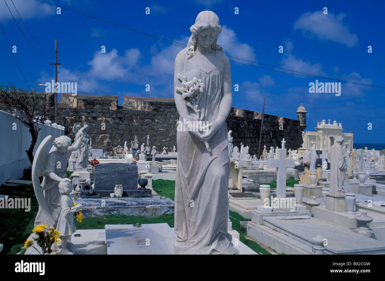 cemetery Santa Maria Magdalena de Pazzis statues graves San Juan Puerto ...