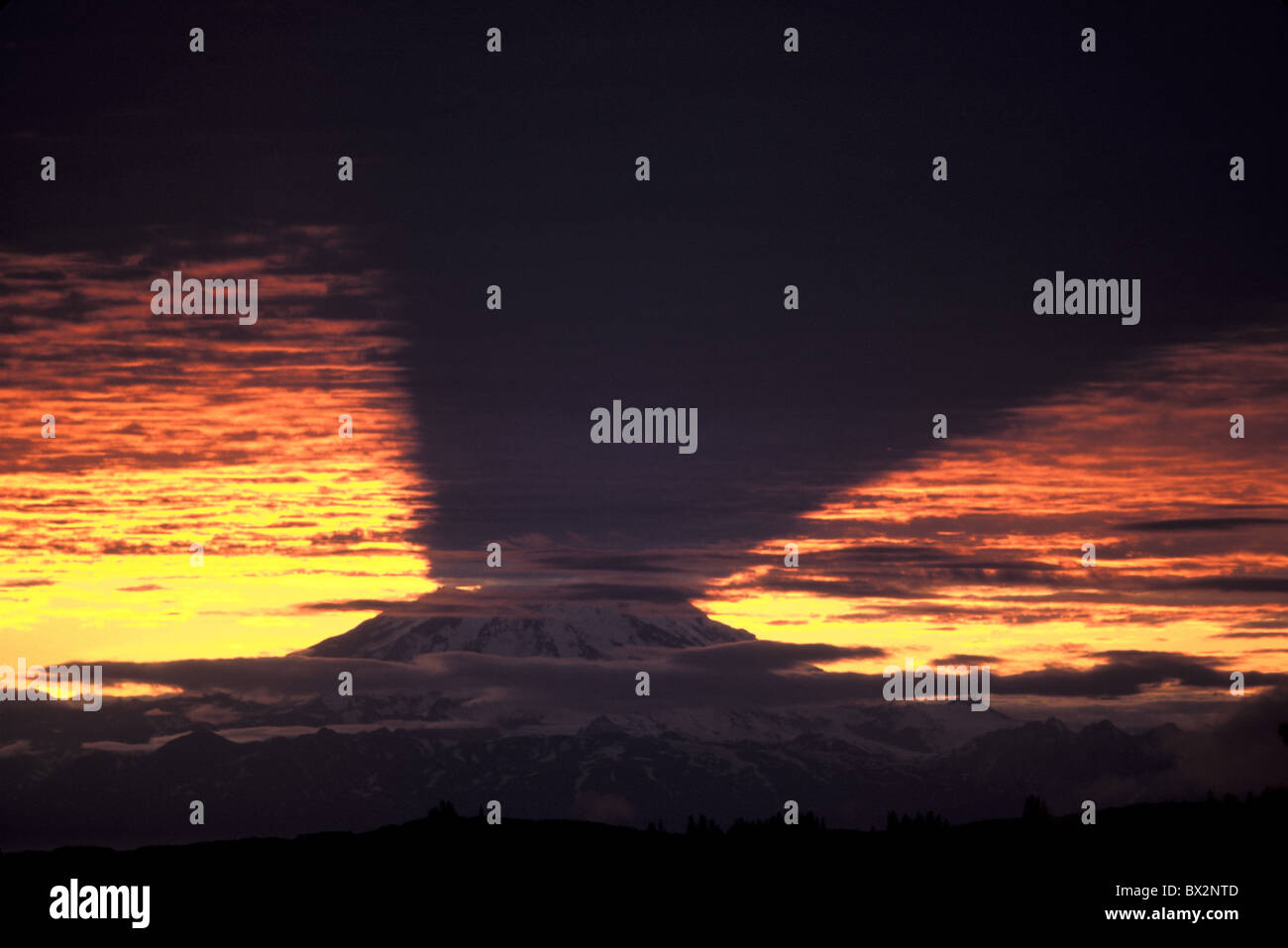 Alaska Aleutian Range Lake Clark national park Cook Inlet mountain ...