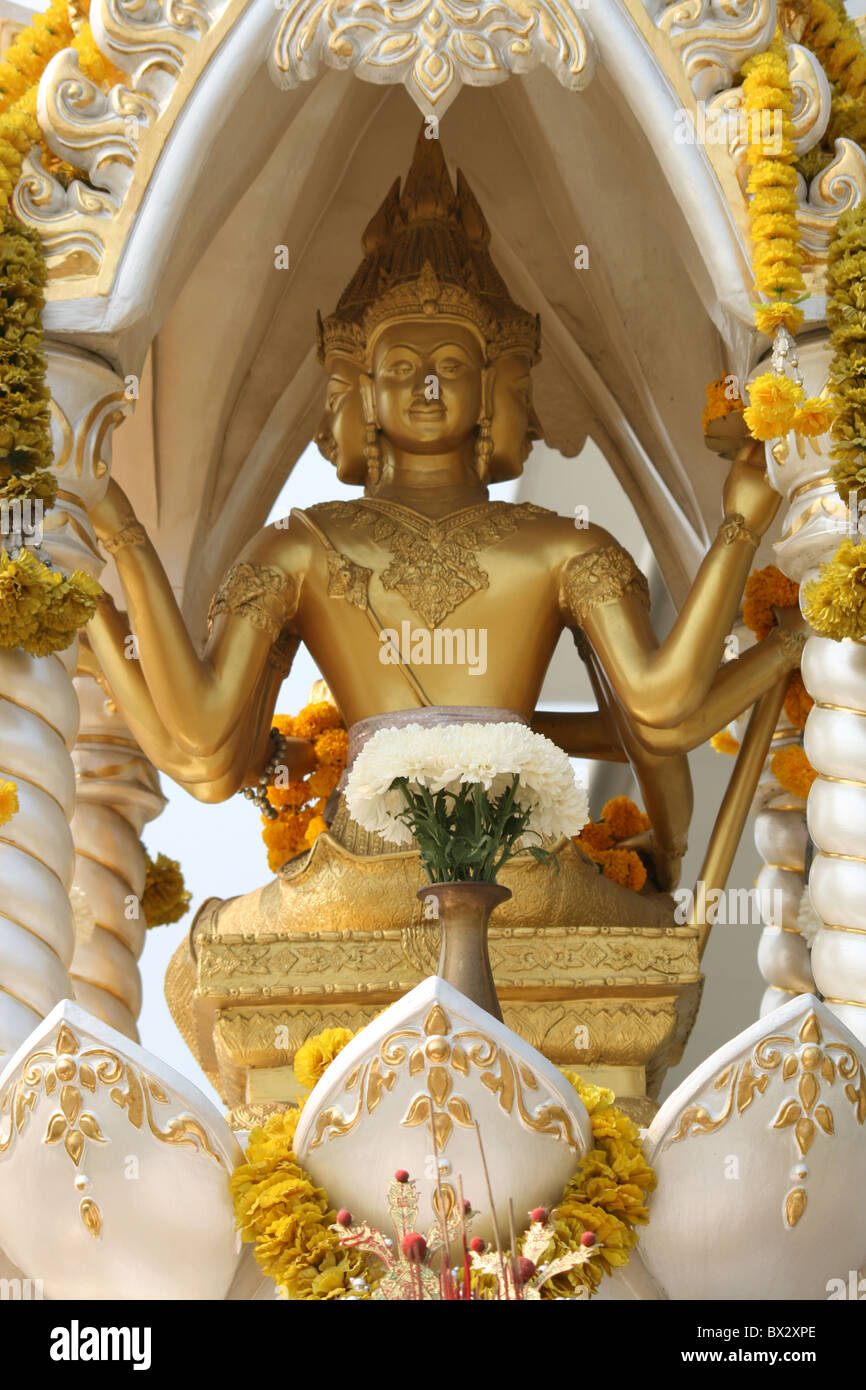 Buddhist shrine in Bangkok, Thailand Stock Photo - Alamy