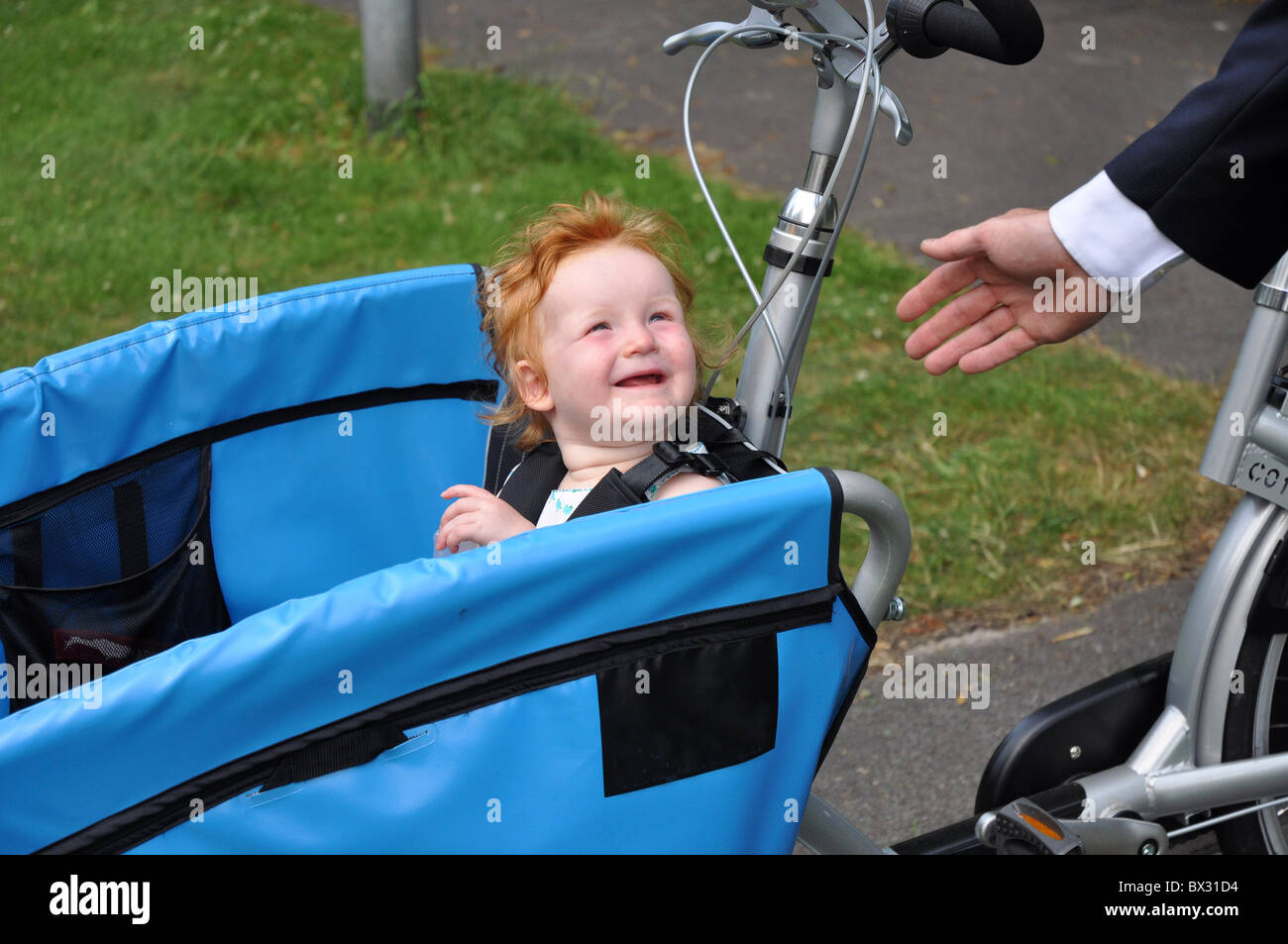 Child transport bicycles hi-res stock photography and images - Alamy