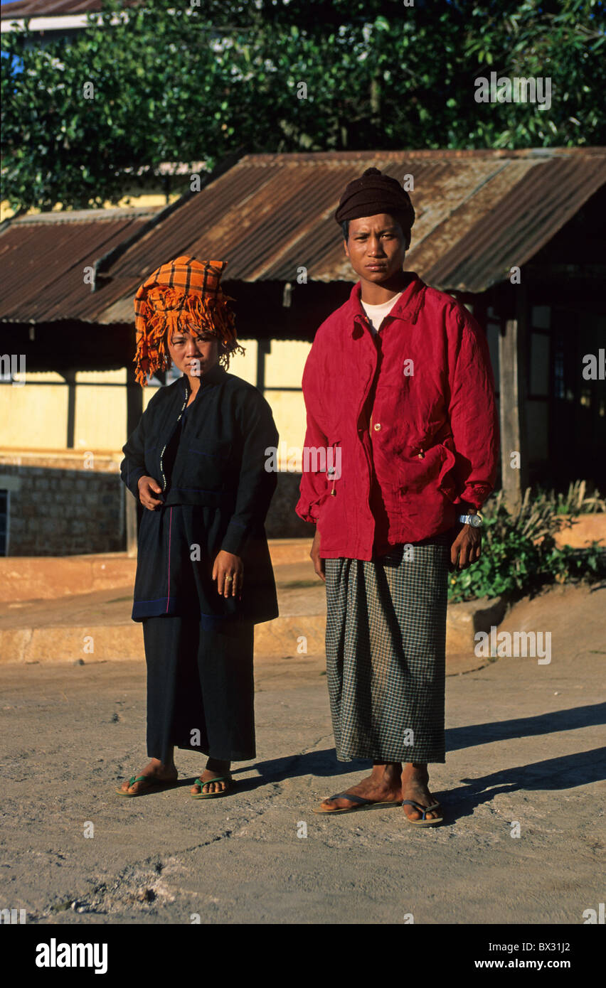 A family in Kalaw highlands Stock Photo - Alamy