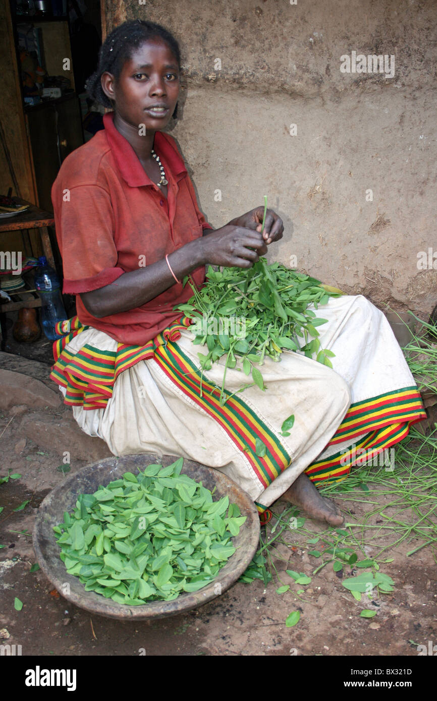 Portrait konso woman ethiopia hi-res stock photography and images - Alamy