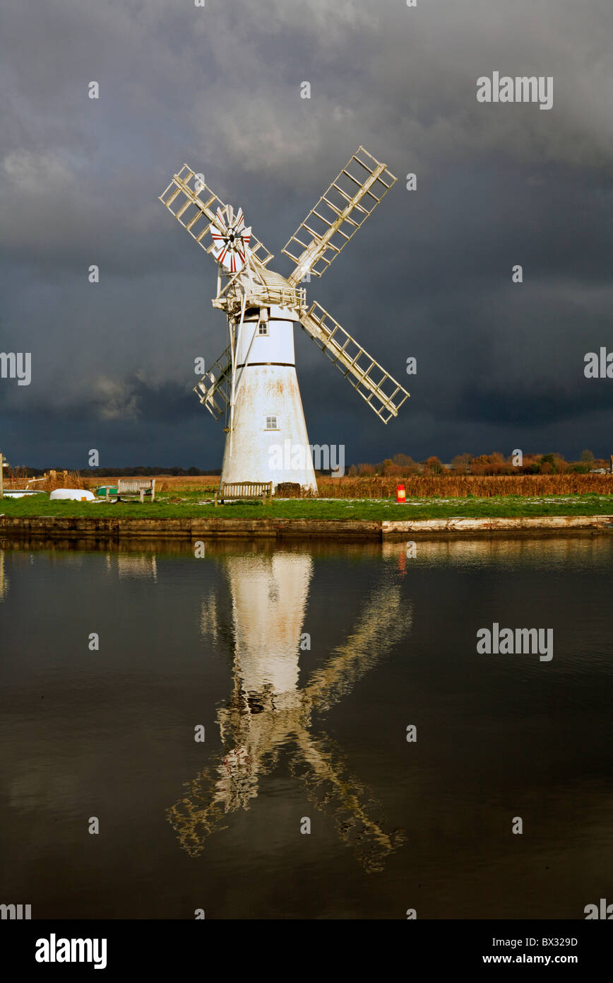 Thurne Mill and reflection on the Norfolk Broads at Thurne, Norfolk ...