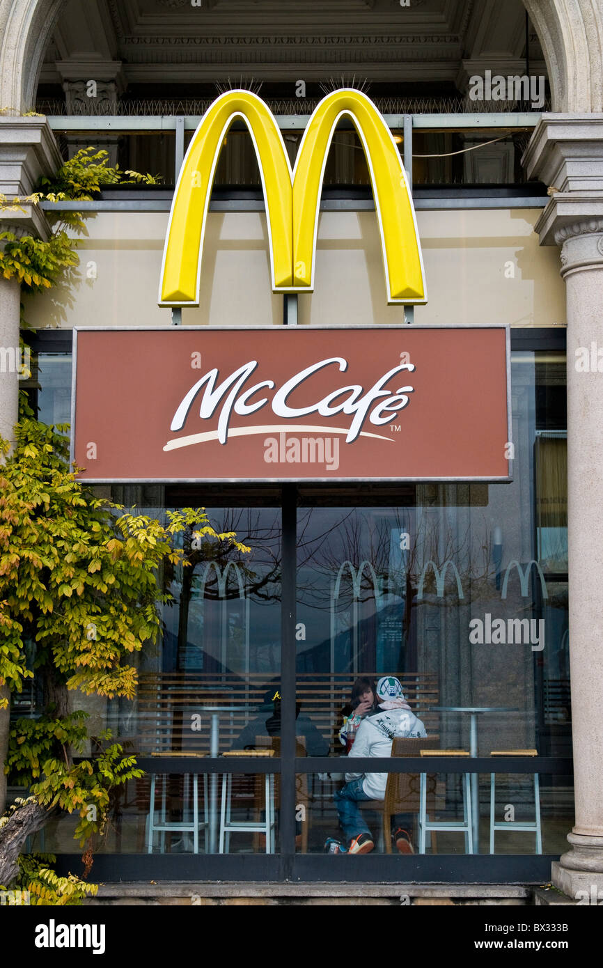 Mc cafe hi-res stock photography and images - Alamy