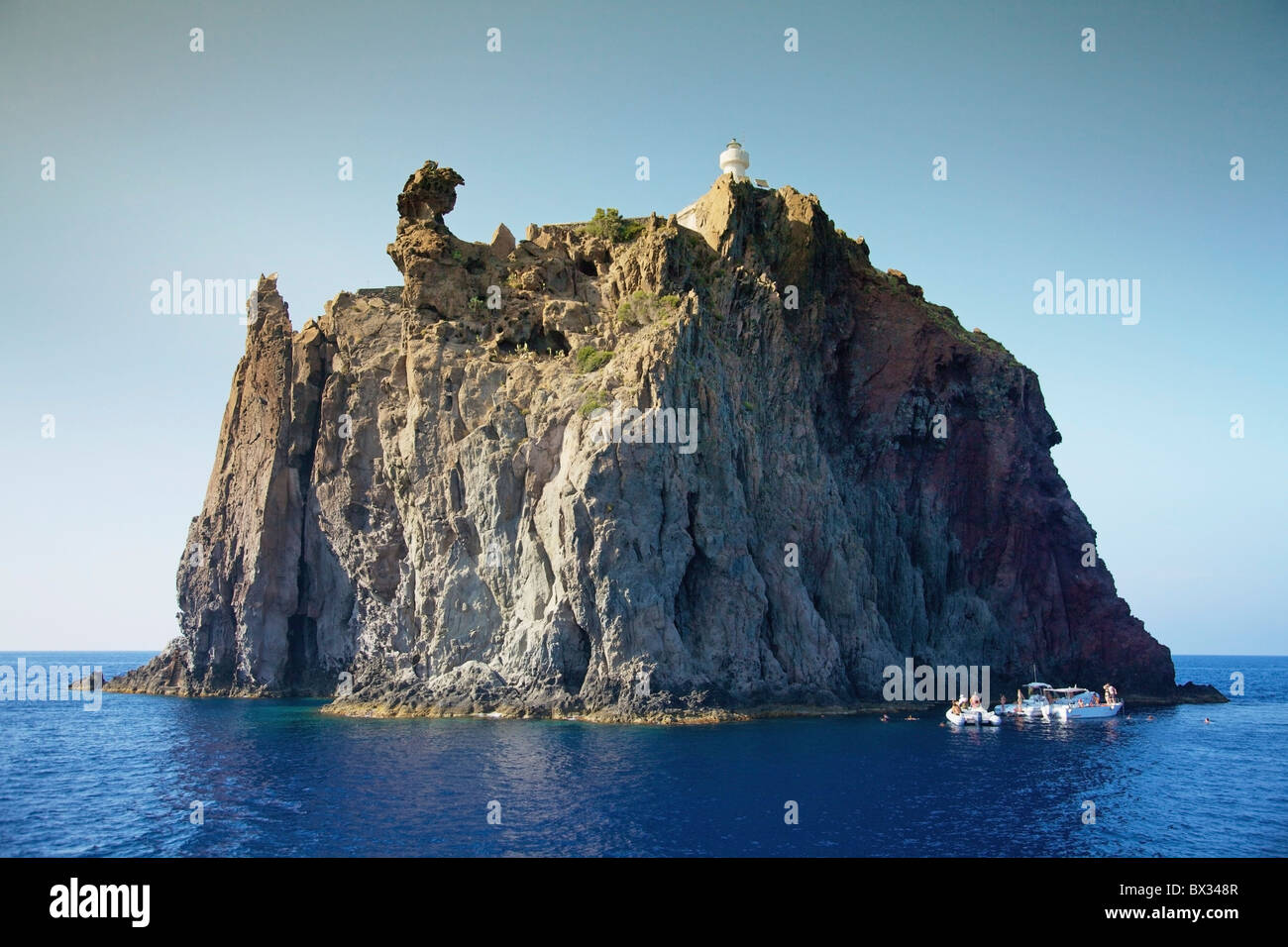 Stromboli shoreline italy hi-res stock photography and images - Alamy