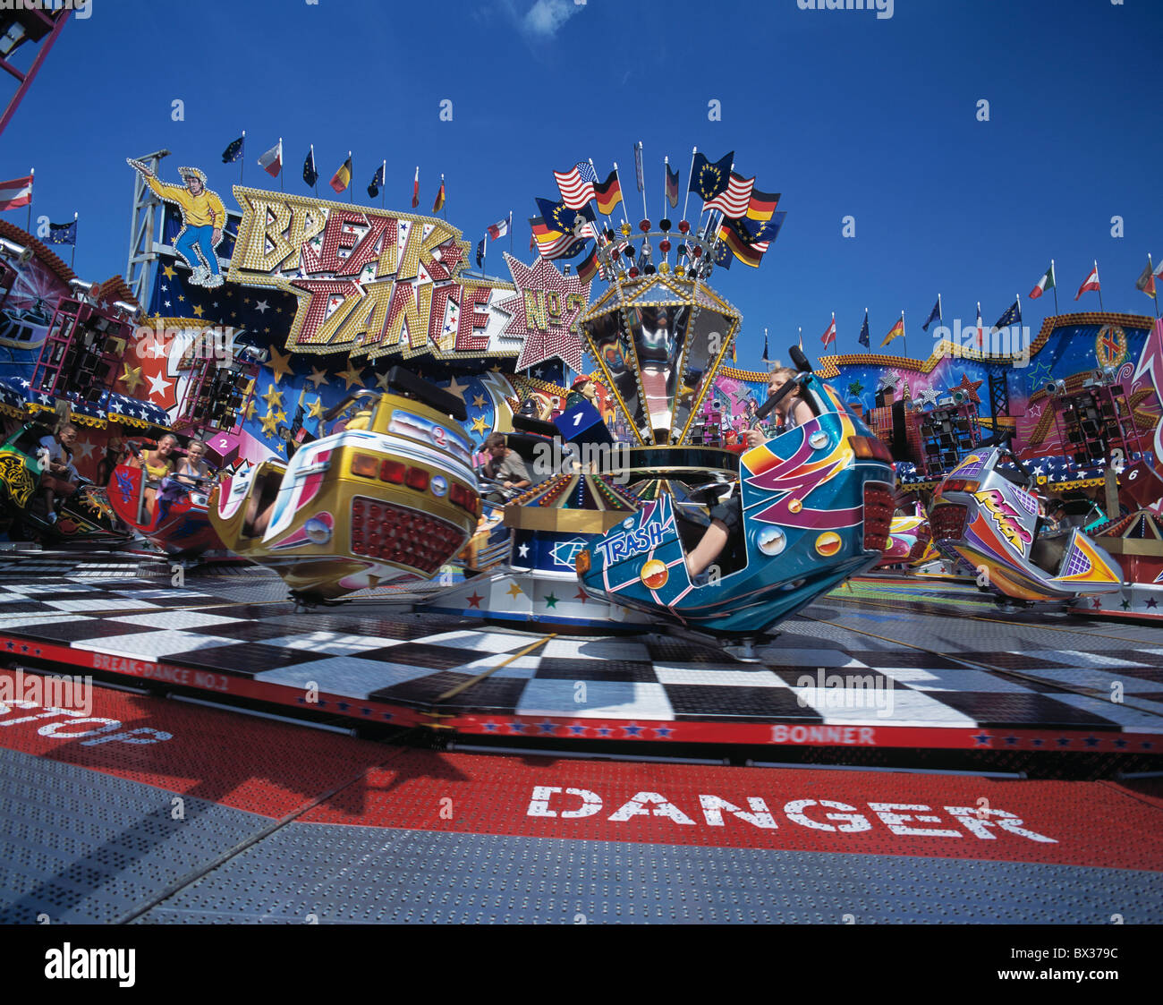 break Dance carousel fair railway fun joke spare time Cranger fair ...