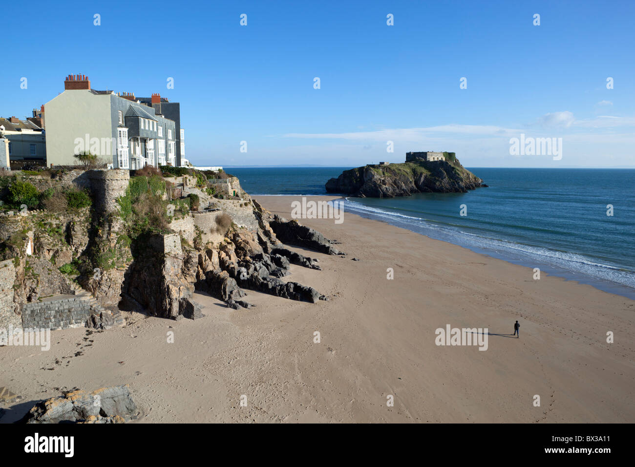 South beach in Tenby Stock Photo - Alamy