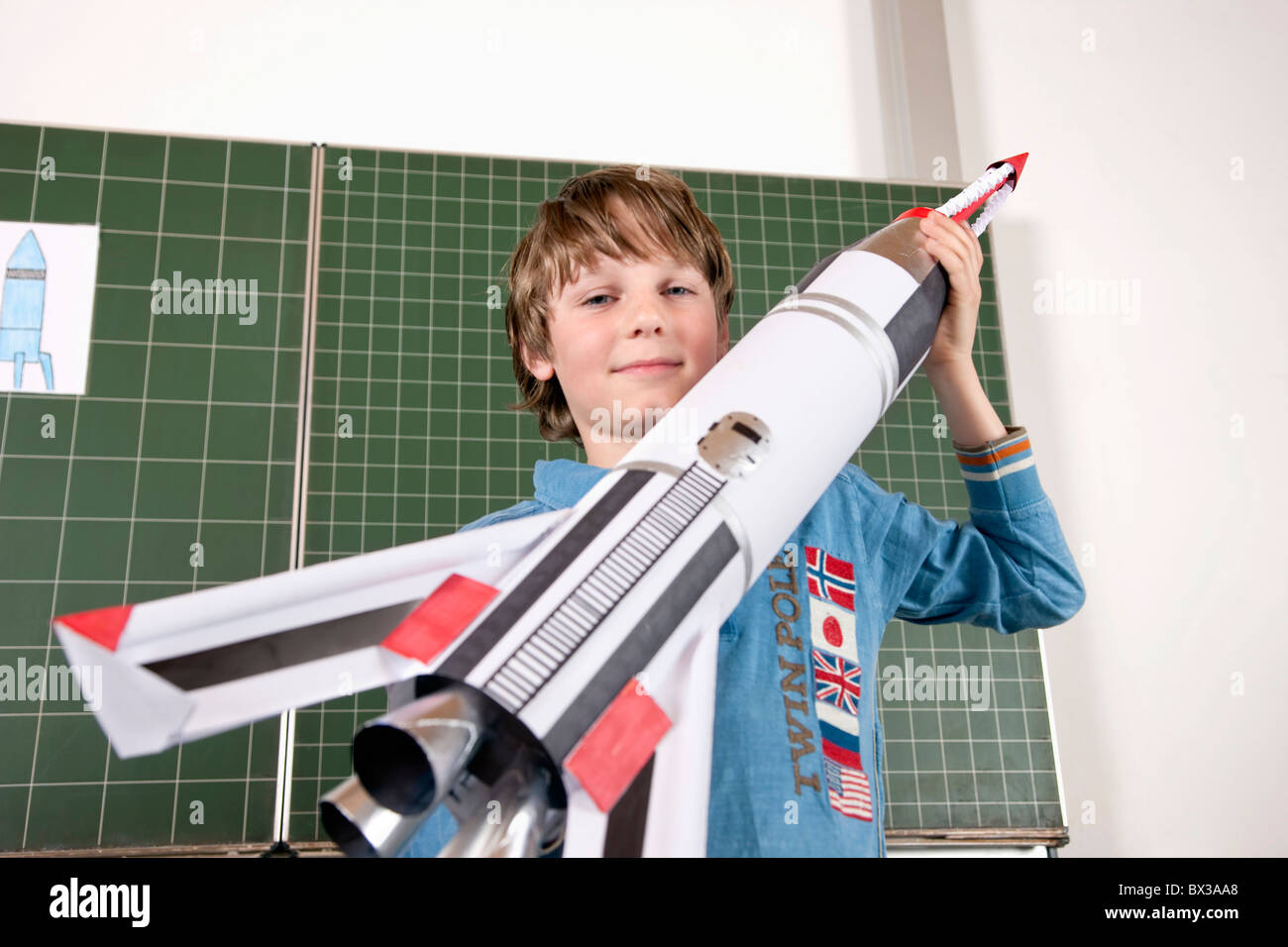 Child model rocket hi-res stock photography and images - Alamy