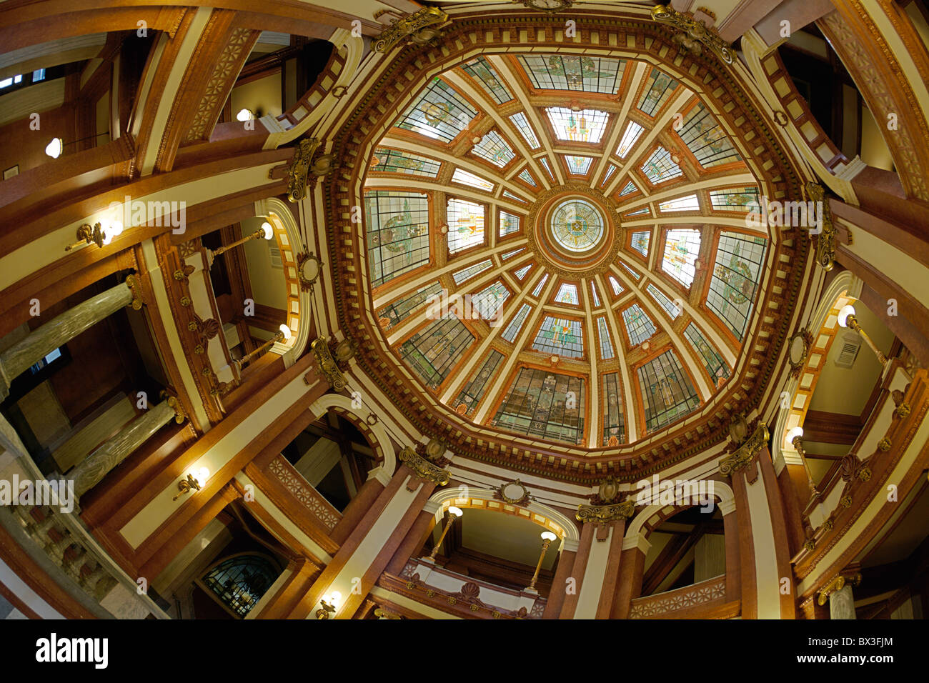 Auburn courthouse hi-res stock photography and images - Alamy