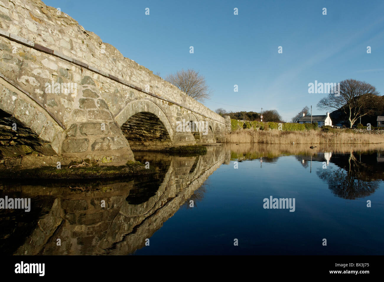 A bridge over Llyn Padarn, Llanberis Stock Photo - Alamy