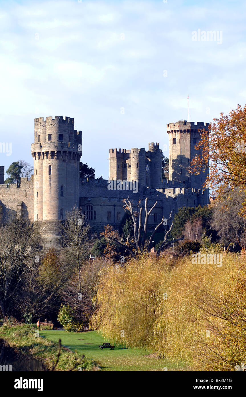Warwick castle exterior hi-res stock photography and images - Alamy