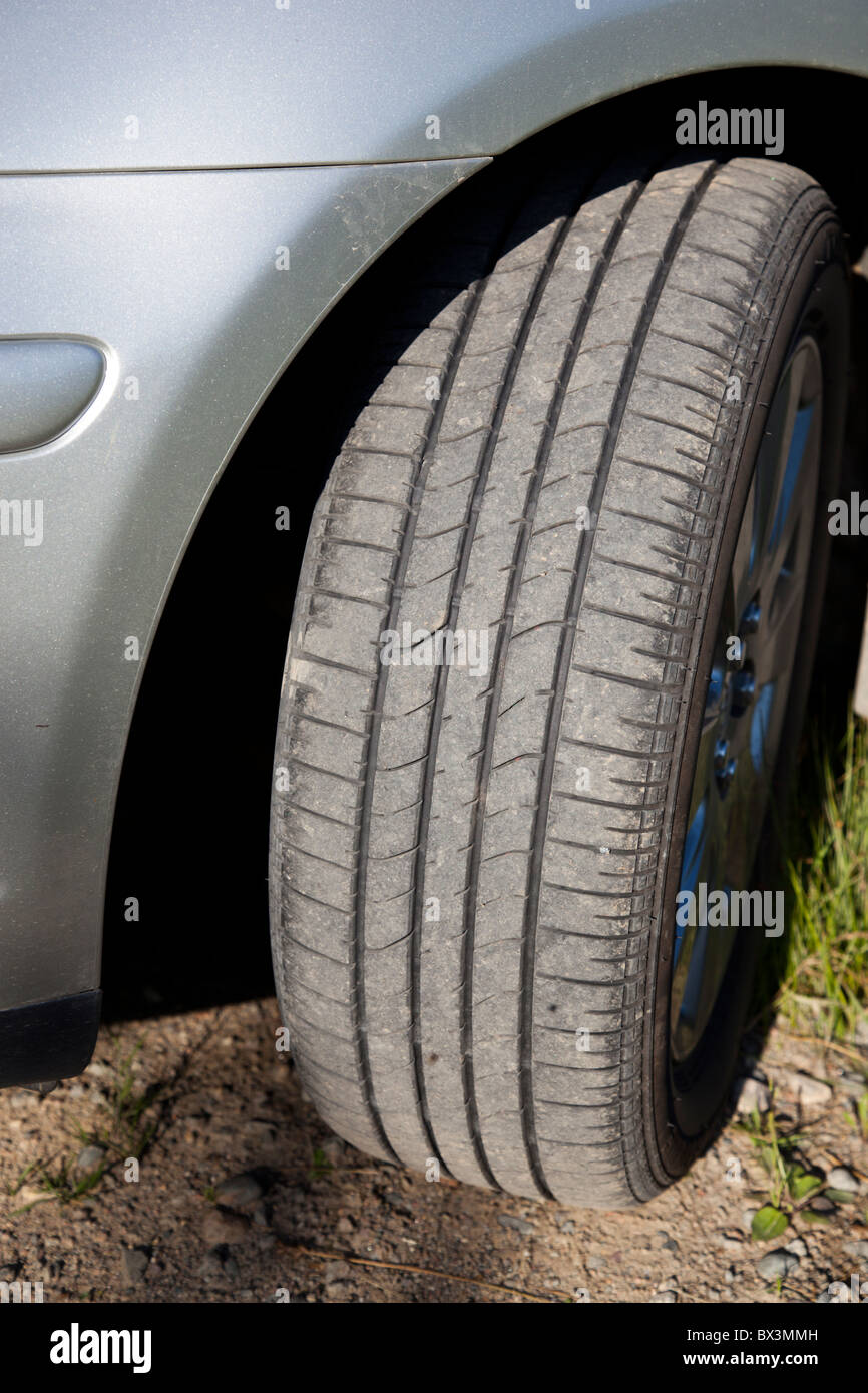 Car front tire Stock Photo - Alamy
