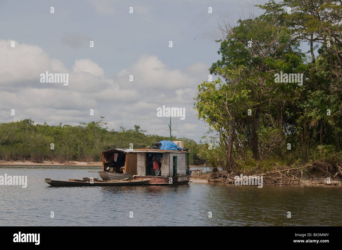 Amazon river boat native hi-res stock photography and images - Alamy