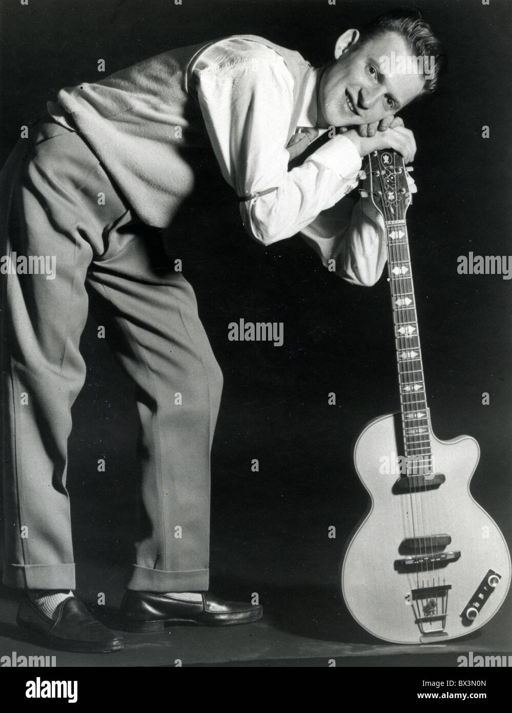 JIM GUNNER UK pop musician Stock Photo - Alamy