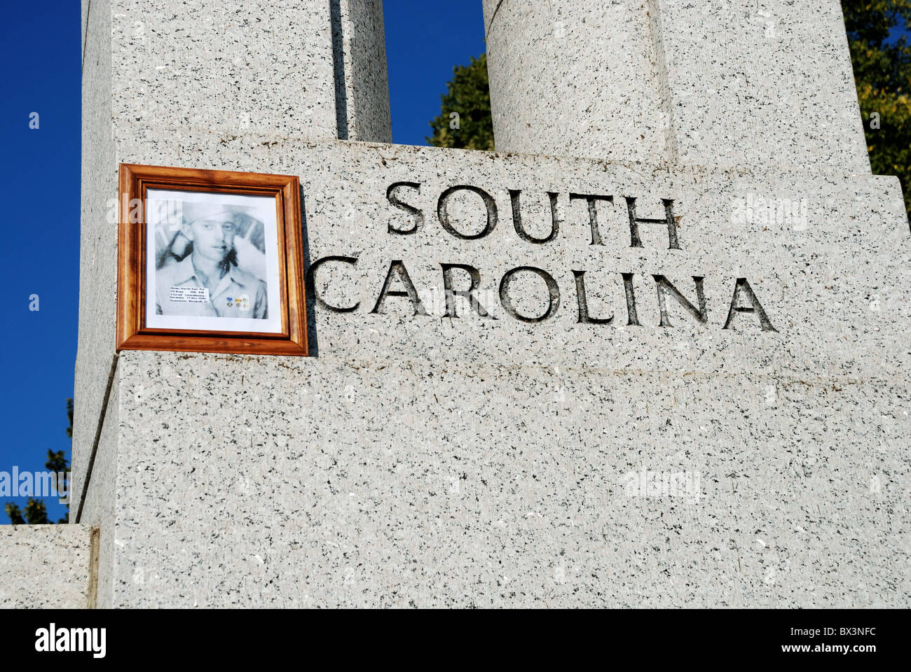 Washington dc column memento picture soldier veterans day military hi ...