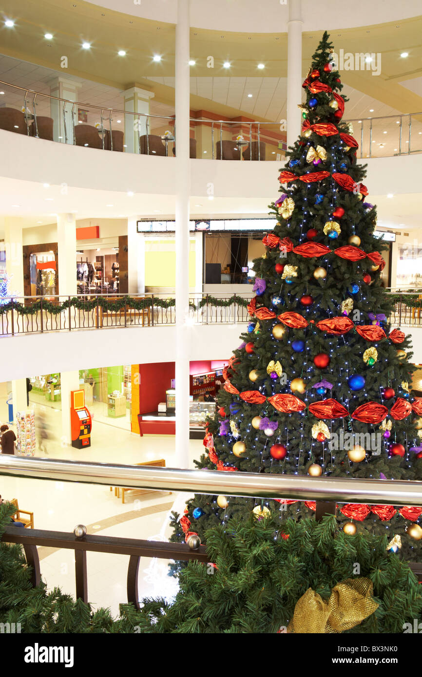 Image of big decorated Christmas tree in the mall Stock Photo - Alamy