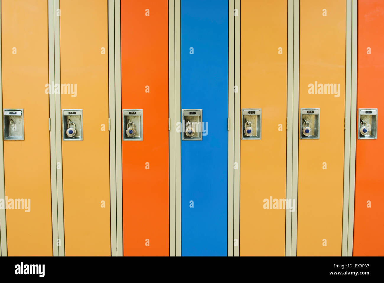 Row of lockers hi-res stock photography and images - Alamy