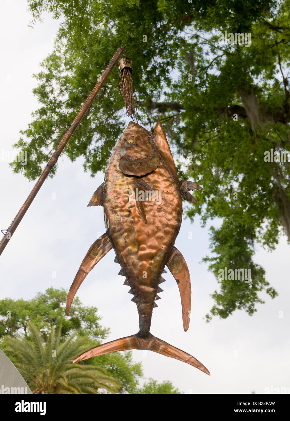 Fish art metal hi-res stock photography and images - Alamy