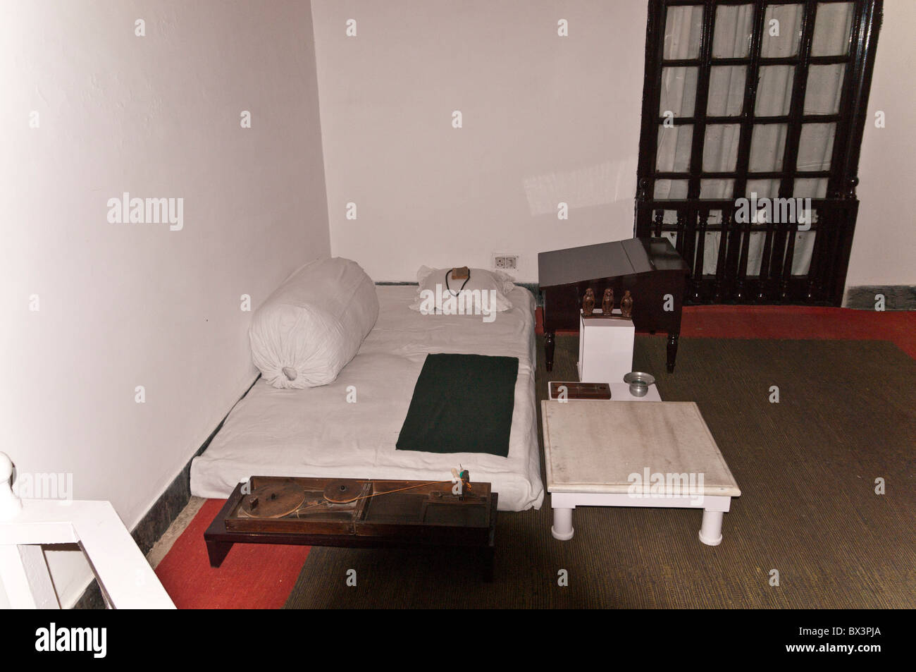 Simple life india hi-res stock photography and images - Alamy